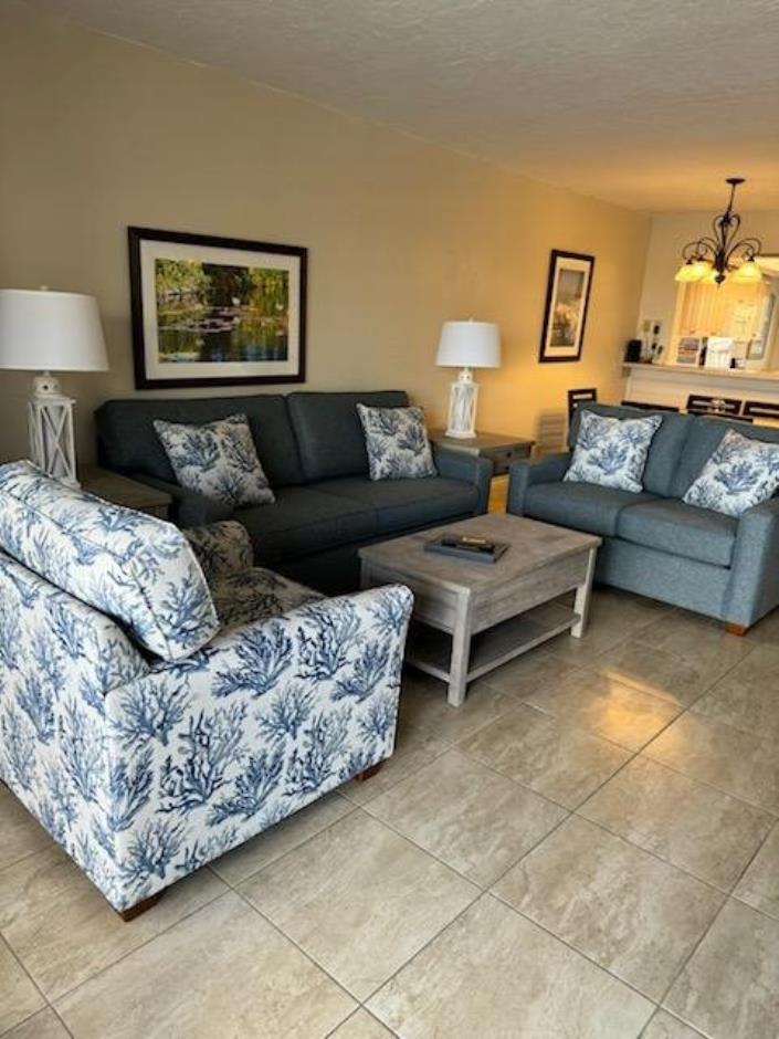 Vanderbilt Beach Harbour Club - Phase III Real Estate Services